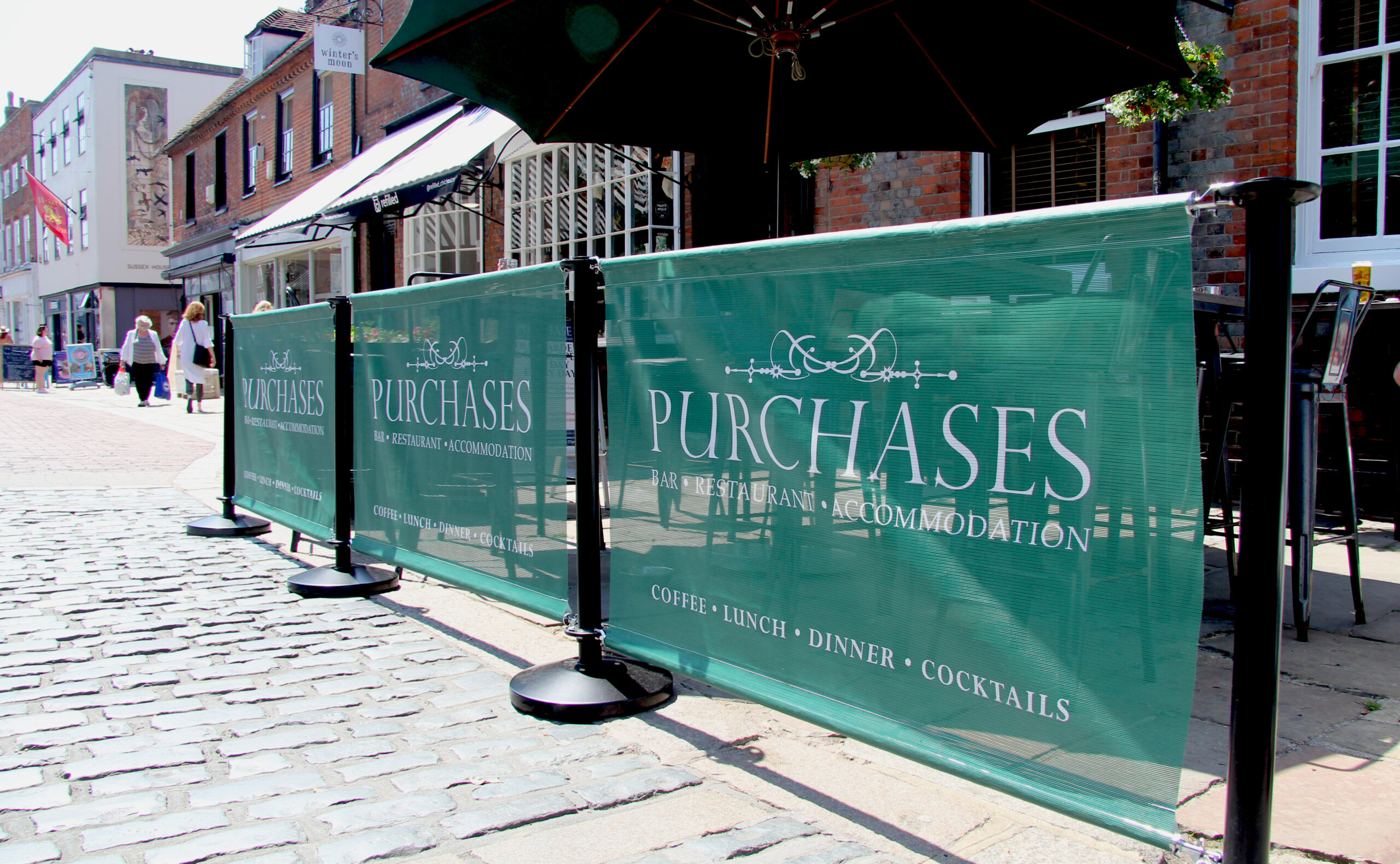 Restaurant Pavement Barrier - Profile Design Restaurant Pavement Barrier